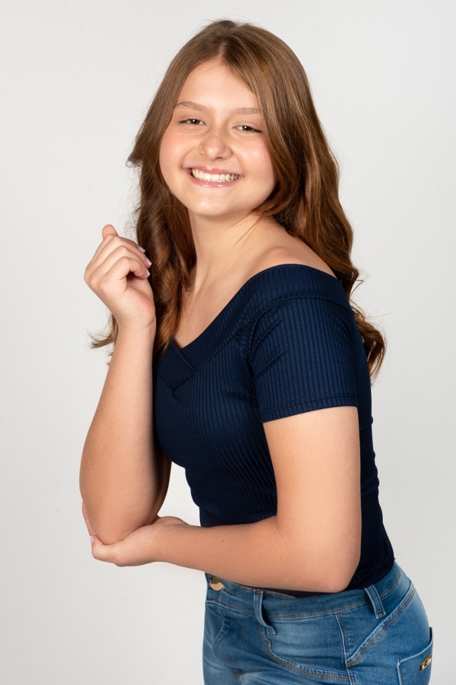 LISA CORTÊS | AZ Models Agência de Modelos